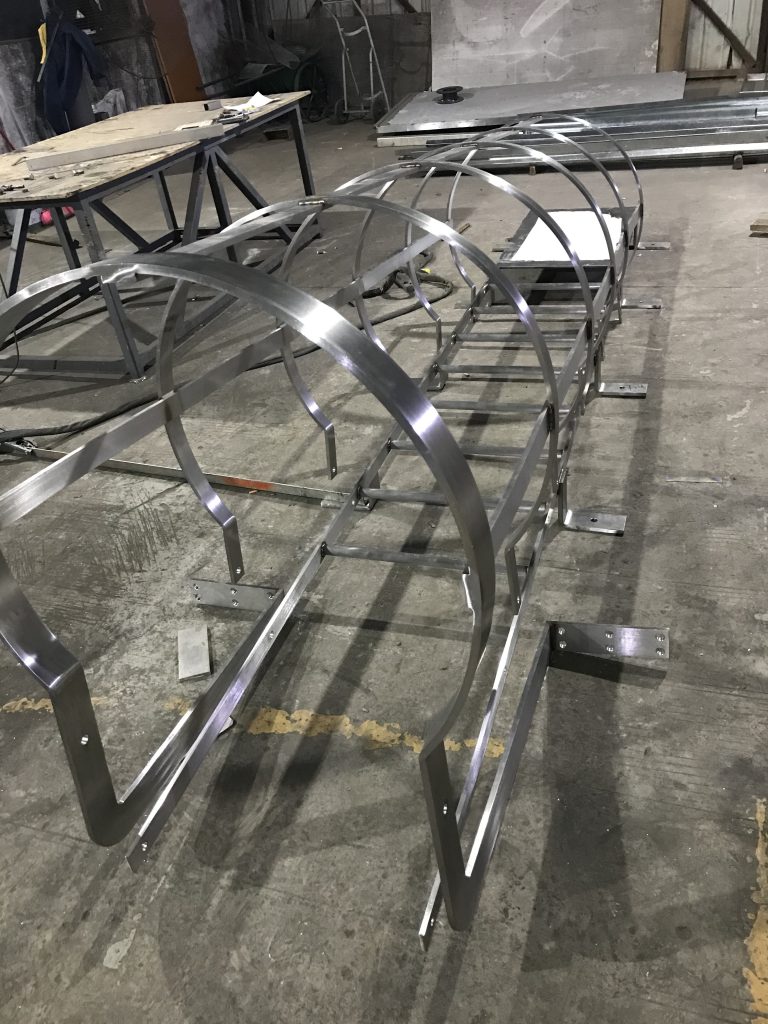 CLP Stainless steel cat ladder，中電標準不鏽鋼貓梯（帶貓籠），天井不鏽鋼貓梯工程，檢修平台不鏽鋼貓梯，熱鍍鋅貓梯 ...